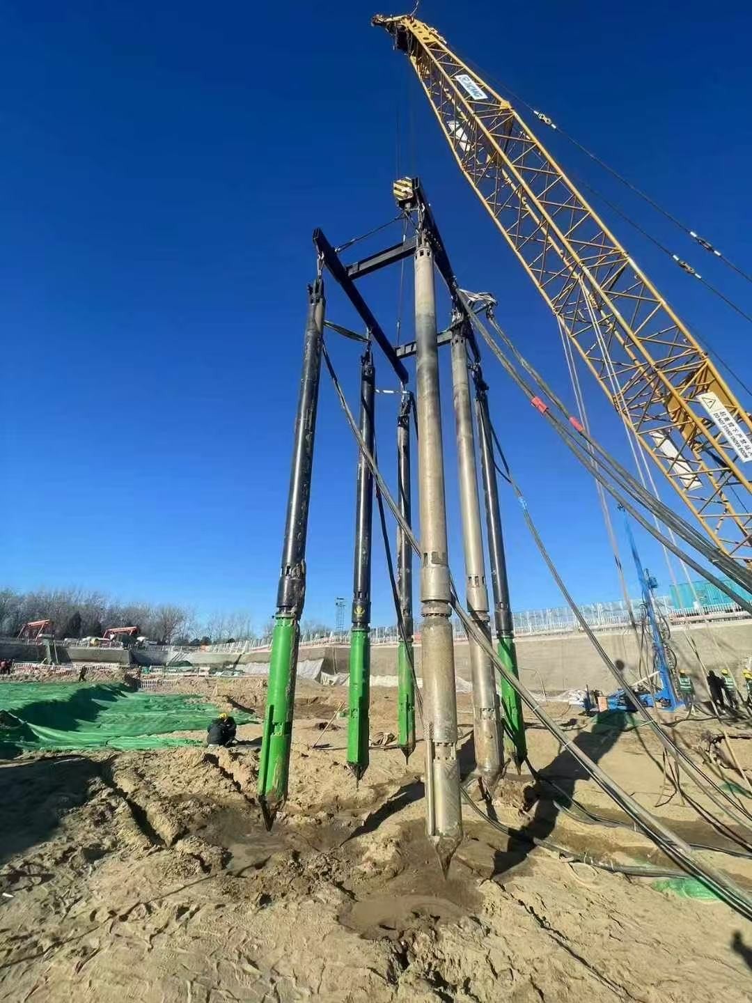 Vibro Compaction Piling for Superior Piling Vibration Amplitude of 14 ...